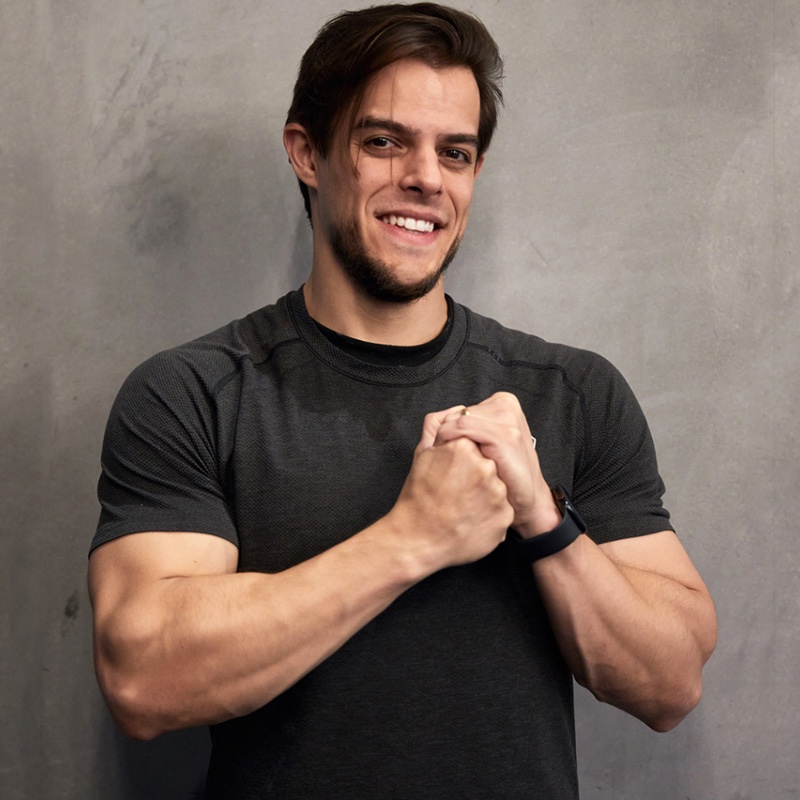 trainer : Lucas Paniago